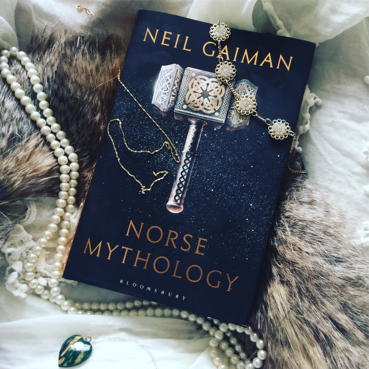 Norse Mythology – Neil Gaiman – These Novel Thoughts